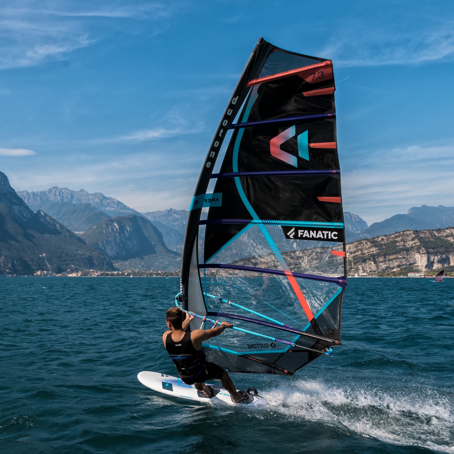 FANATIC Deska windsurfingowa Blast HRS 2023 - Cena - Sklep EASY-surfshop