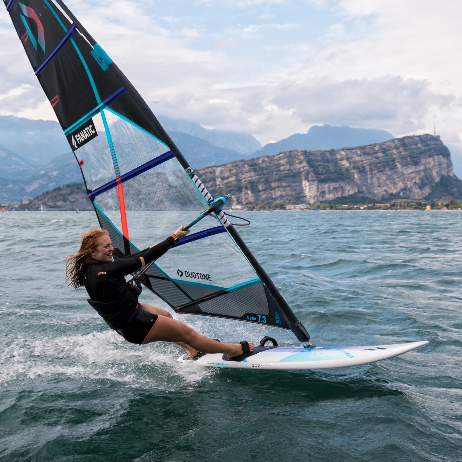 FANATIC Deska windsurfingowa Blast HRS 2023 - Cena - Sklep EASY-surfshop